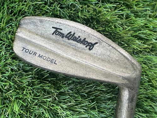 Northwestern Tom Weiskopf Tour Model Smooth Brass Chipper RH Putter ...
