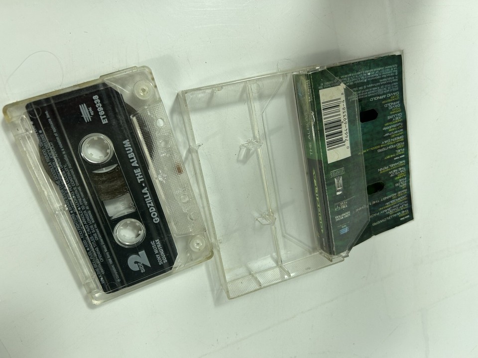 Godzilla 1998 Cassette Movie Album Soundtrack Puff Daddy Foo Fighters ...