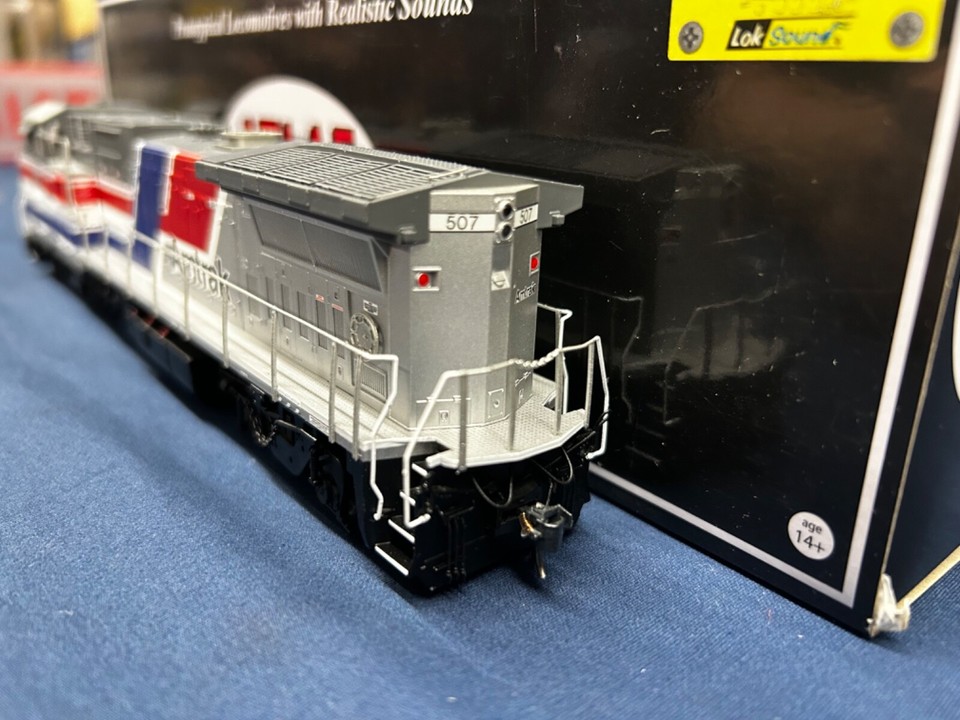 Atlas HO Amtrak “Pepsi Can” #507 Dash 8-32BHW Diesel Engine DCC/Sound ...