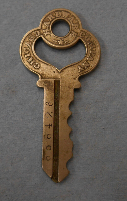 Vintage Old Antique Chicago Hardware Company w Cutout Head Ornate Key ...