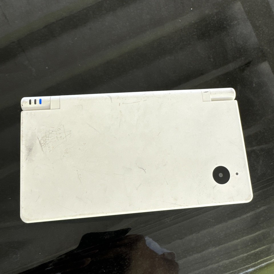 Nintendo DSI DS Handheld Game Console White with Camera for Parts Or ...