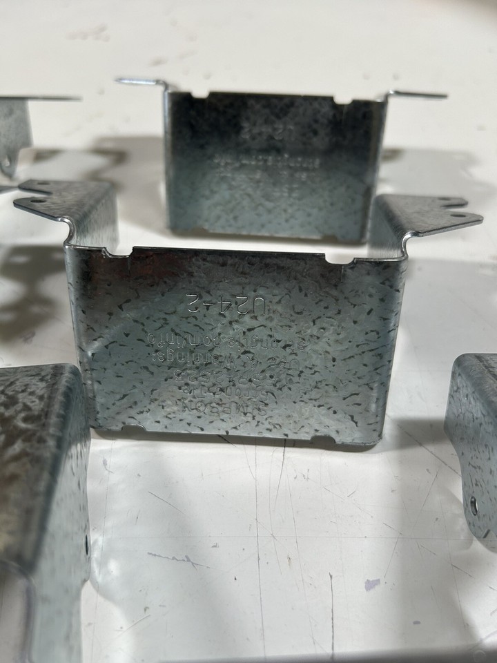 Simpson Strong Tie U24-2 2 X 4 DBL FACE MOUNT Joist Hanger. (16 Gauge ...