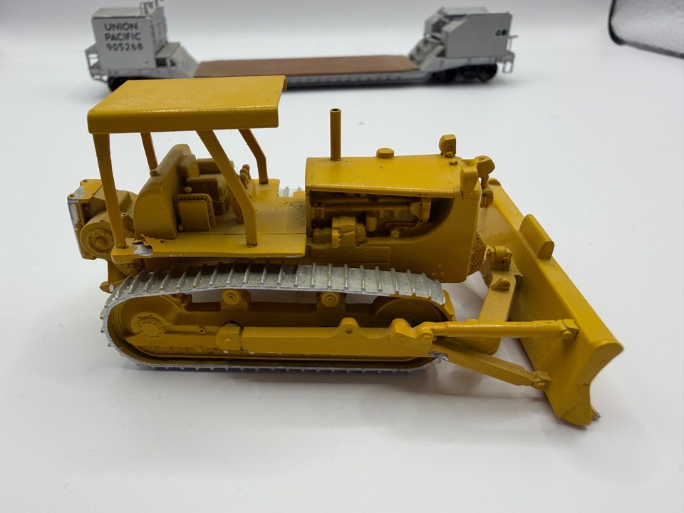 Overland Models OMI-3150 D8 Bulldozer W/Wide Blade, Yellow 1:87 HO ...