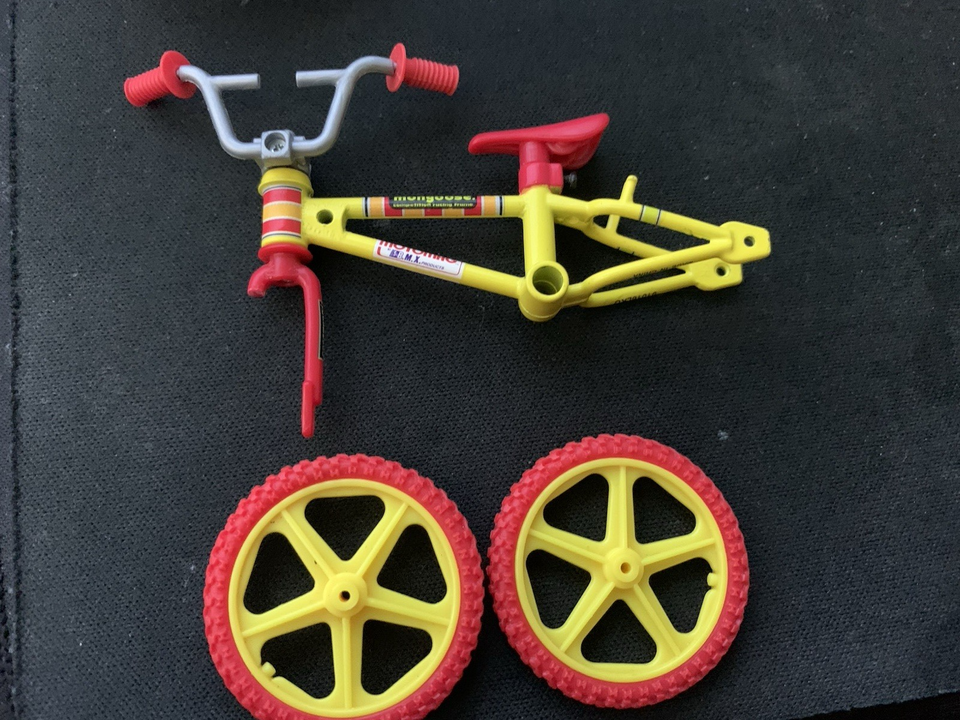 Flick Trix Retro Mongoose Motomag BMX Racing Bike yellow/red | eBay