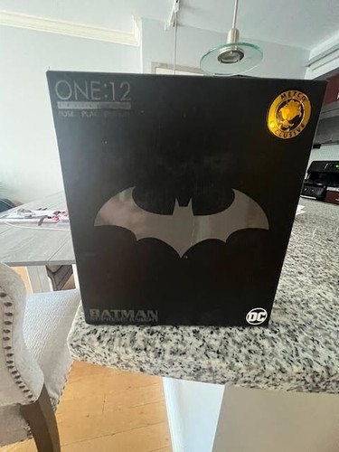 Mezco DC Batman Supreme Knight Shadow Edition 6 inch Action Figure ...