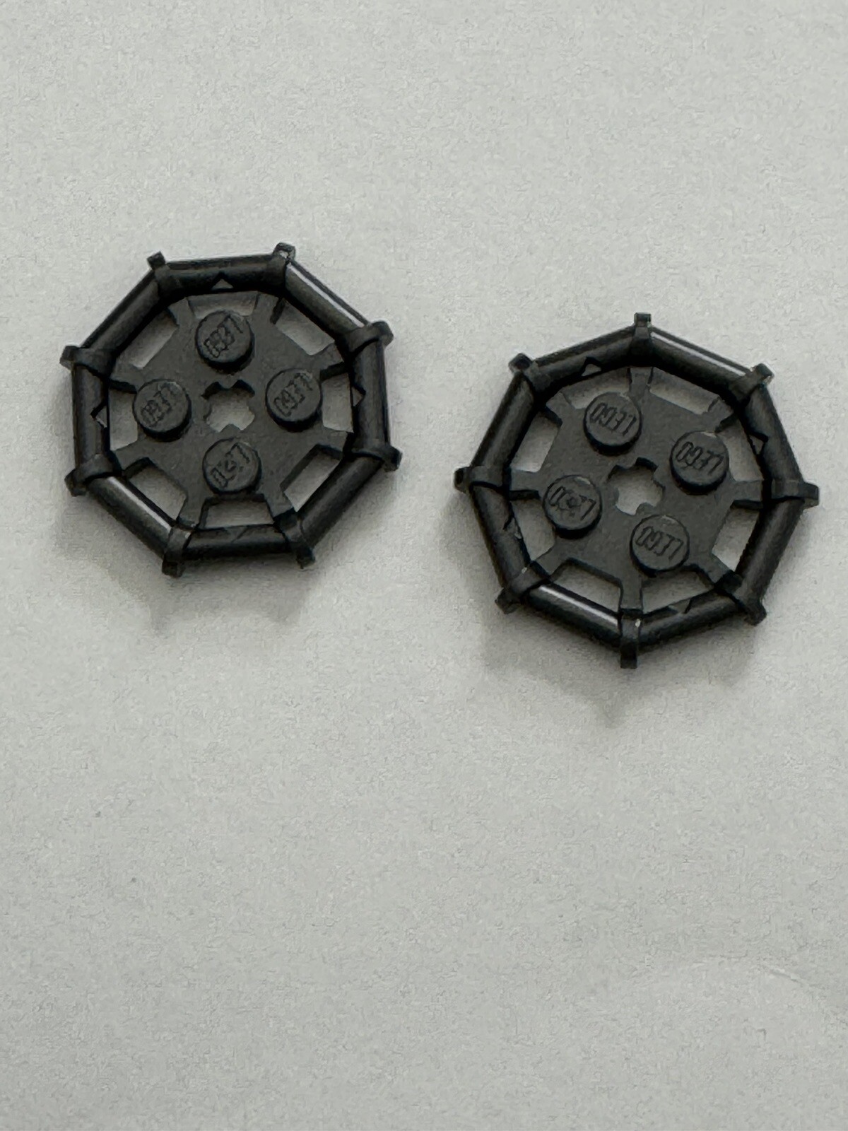 2 Lego Part 75937 Plate 2x2 with Bar Frame Octagon Round Studs Pearl ...