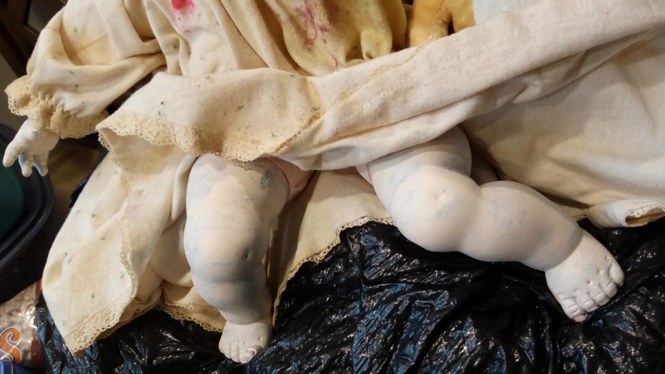 creepy doll horror Gore zombie demon scary Halloween prop dark oddities ...