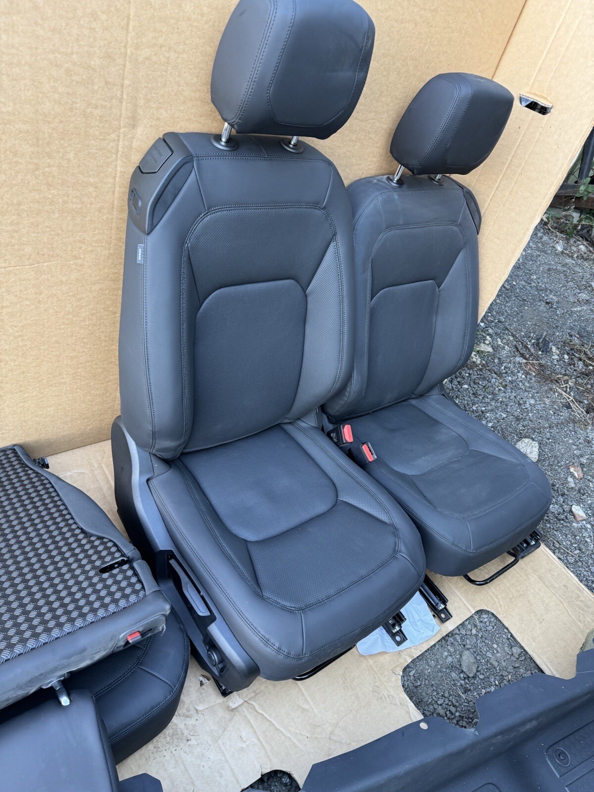 Land Rover Defender 90 L663 FRONT PAIR HSE SEATS LEATHER 2022MY-2024MY ...