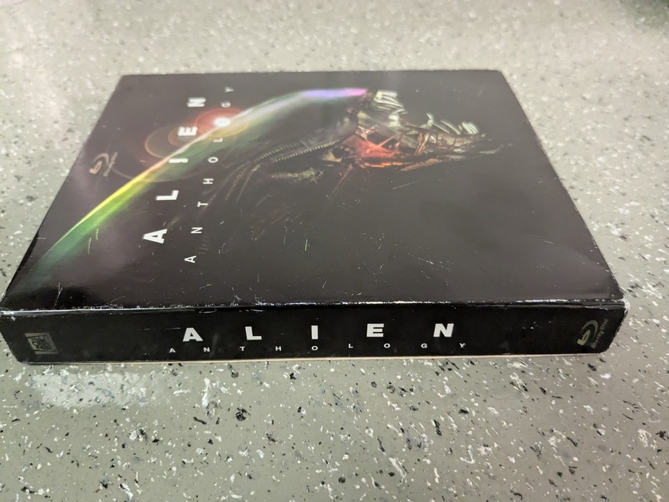 Alien Anthology (Blu-ray) 4 Original Films with 2 Bonus disk and ...