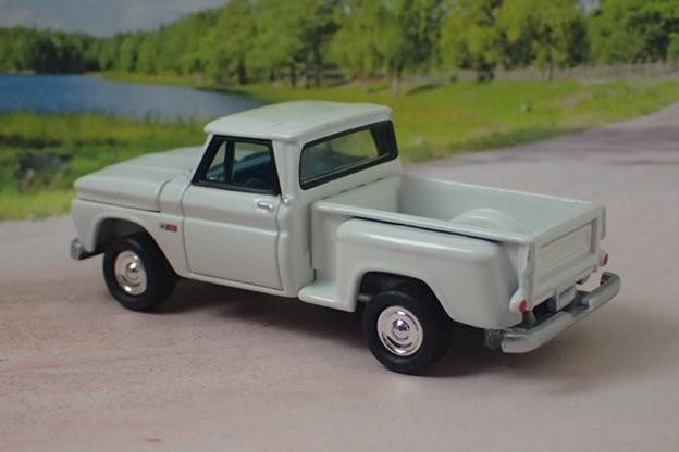 1st Gen 1960–1966 C10/K10 283ci V8 Stepside Pick-up 1/64 Scale Limited ...