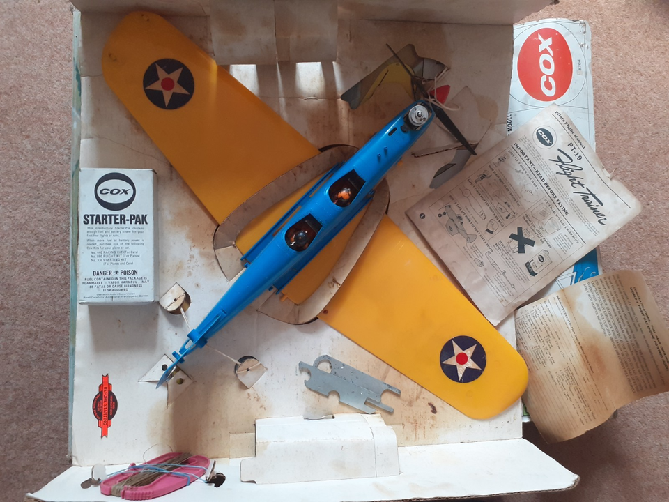 Cox 049 PT-19 Flight Trainer Vintage Control line Gas engine Plane ...