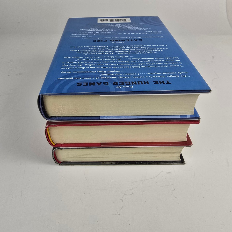 The Hunger Games Trilogy Hardcover Suzanne Collins Boxed Set Slipcover ...