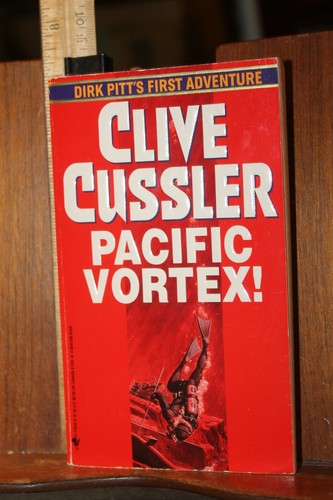 1994 Paperback Clive Cussler Pacific Vortex Dirk Pitt | eBay