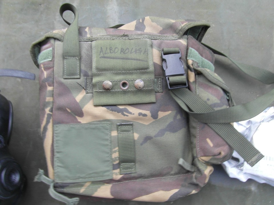 British Avon S10 Size 2 Gas Mask Respirator w/ Filter & Haversack SAS ...