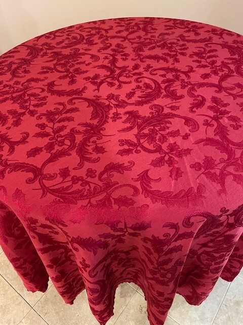 Red Tablecloths - catering quality - 84" round - Lot of 12 | eBay