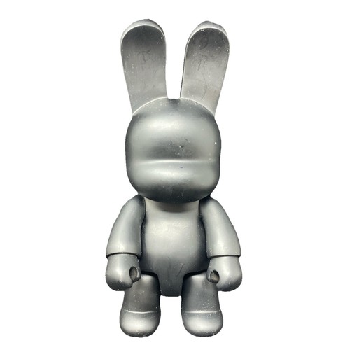 Toy2R Qee Bunny Black Version 10 1/2" Vinyl Figure 2007 | eBay