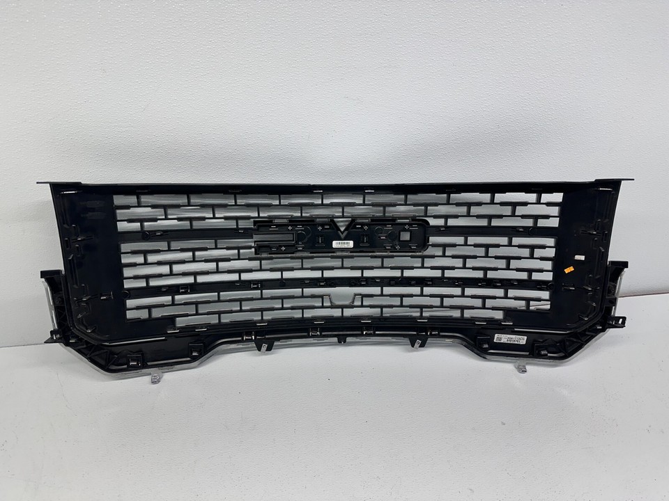 2020 - 2023 GMC Acadia Denali Upper Grille Chrome Grille OEM 84818781 ...
