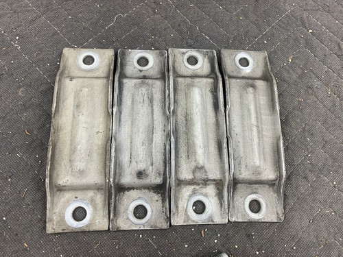 1997-2004 C5 Chevrolet Corvette Oem Front Rear Leaf Spring Bracket Set ...