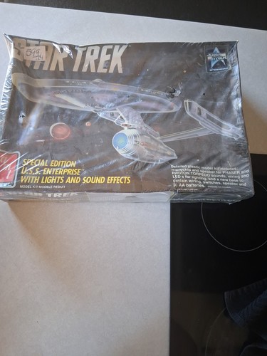 U.S.S. Enterprise Star Trek Model Kit Special Edition with Lights and ...