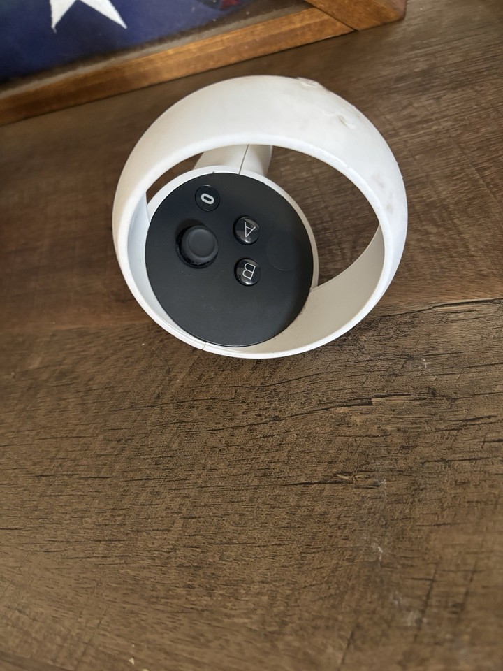 FOR PARTS ONLY Oculus Quest 2 Right Controller | eBay
