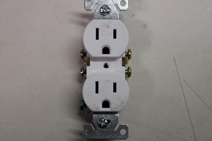 Eaton TR270W-BX-LW Outlets | eBay