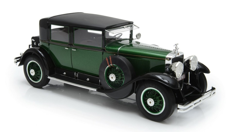 1928 Cadillac 341A Town Sedan Al Capone's car in 1:18 scale by Esval ...