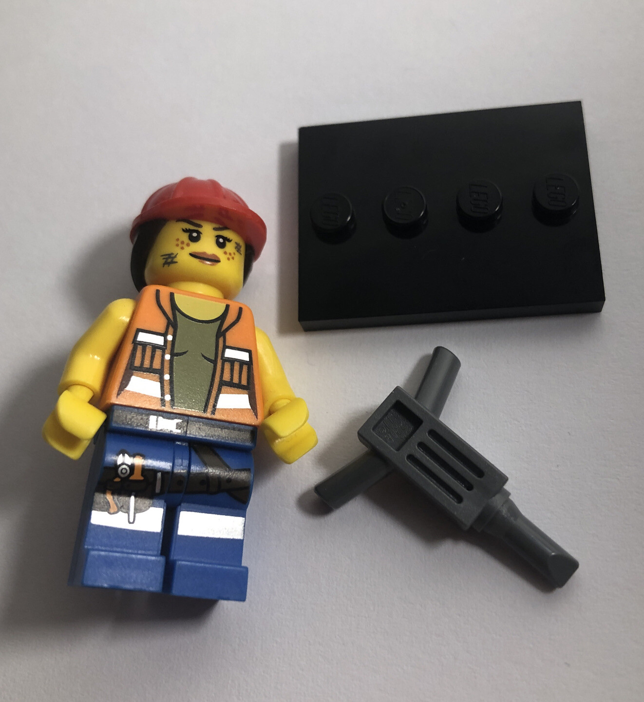 LEGO Movie Collectable Set Coltlm-9 *gail The Construction Worker ...