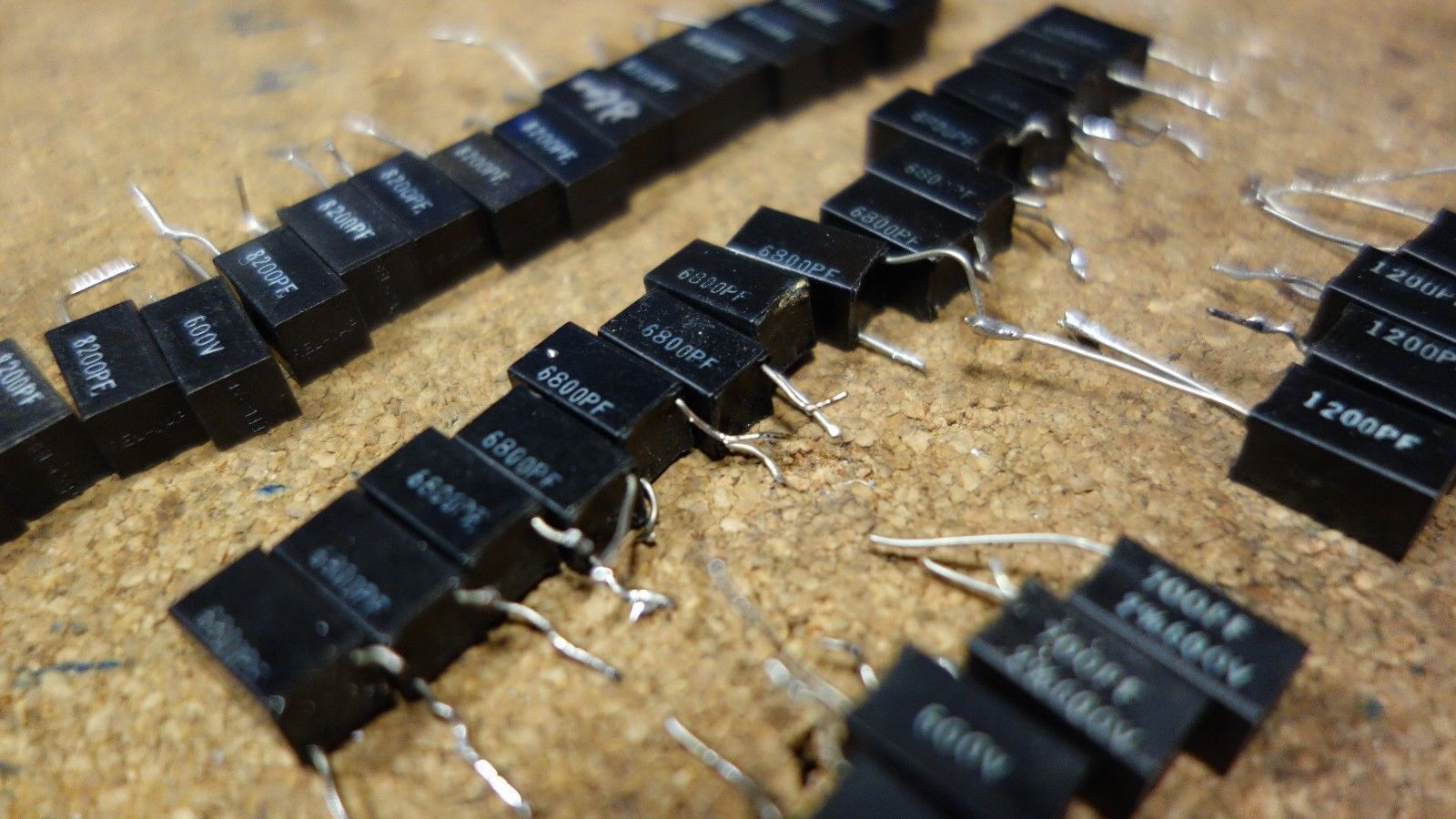 Rel-Cap RTE Polystyrene Film and Foil 700-1200-6800-8200.pf/ 600v LOT ...