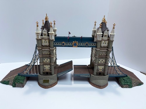 Dept 56 Dickens Village Tower Bridge of London 20th Anniversary Special ...