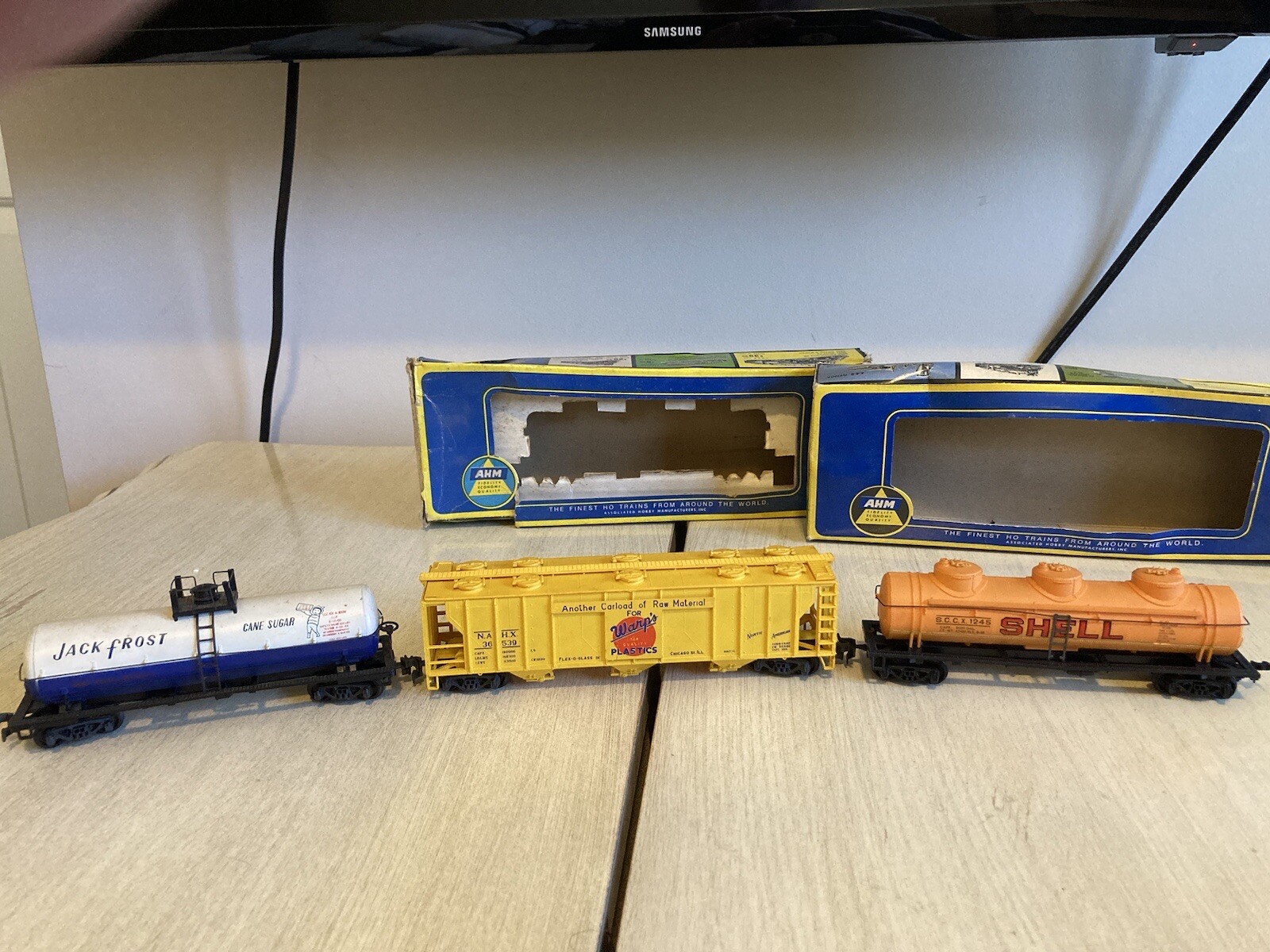 3-AHM HO Scale Model Railroad Train Cars. Shell,Jack Frost And Warps ...