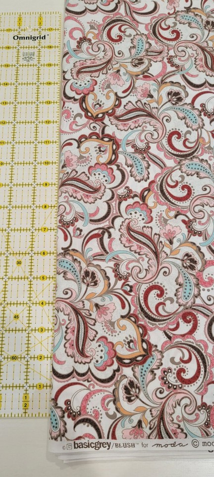 Moda Basic Grey Blush #30202 Floral. 4 Yards | eBay