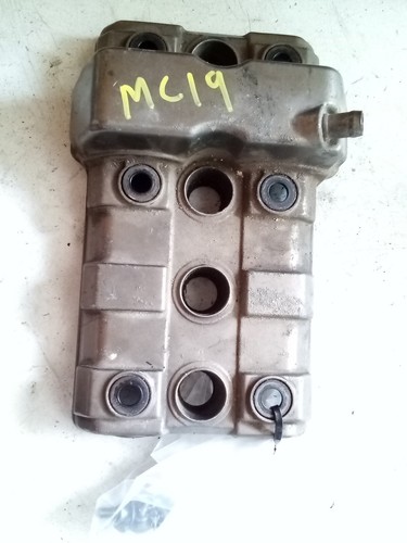 Honda CBR 250R MC19 Valve Cover | eBay