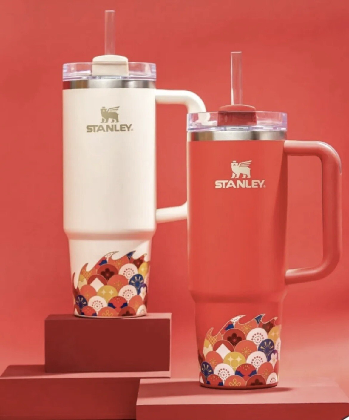 STANLEY LUNAR NEW YEAR EDITION QUENCHER 30oz. RED DRAGON/CREAM DRAGON ...