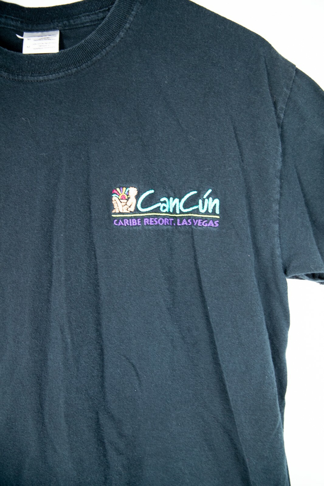 Vintage Cancun Caribe Resort Las Vegas Embroidered Sh… - Gem