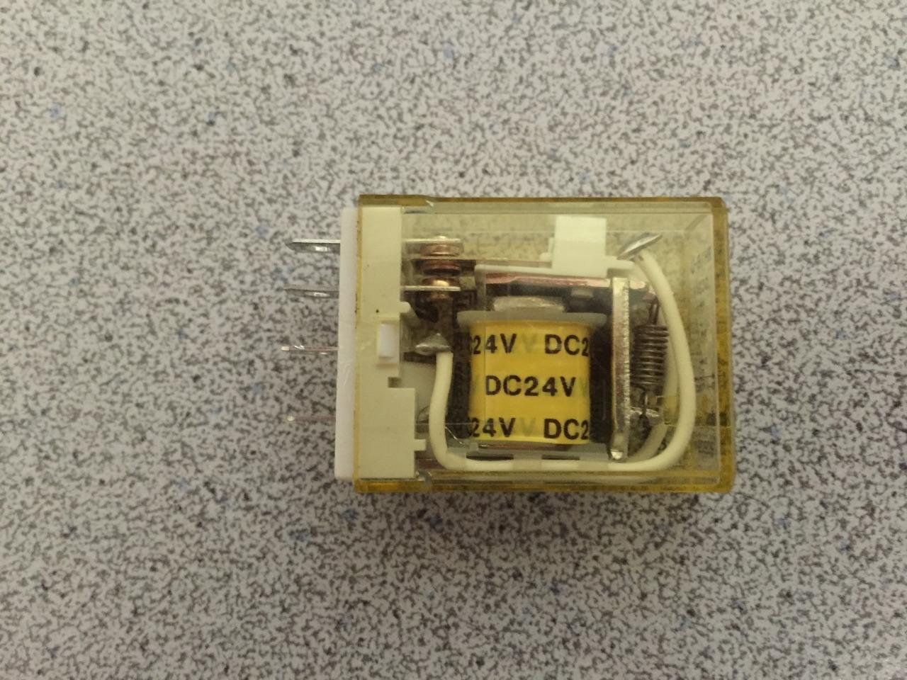 IDEC RHIB-U DC24V 24VDC RELAY QUANTITY!! | eBay