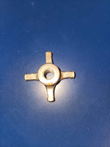 10 X CAST IRON Hand Knobs, 4 Lobe Threaded Thru-Hole,- See Pictures For Details | eBay