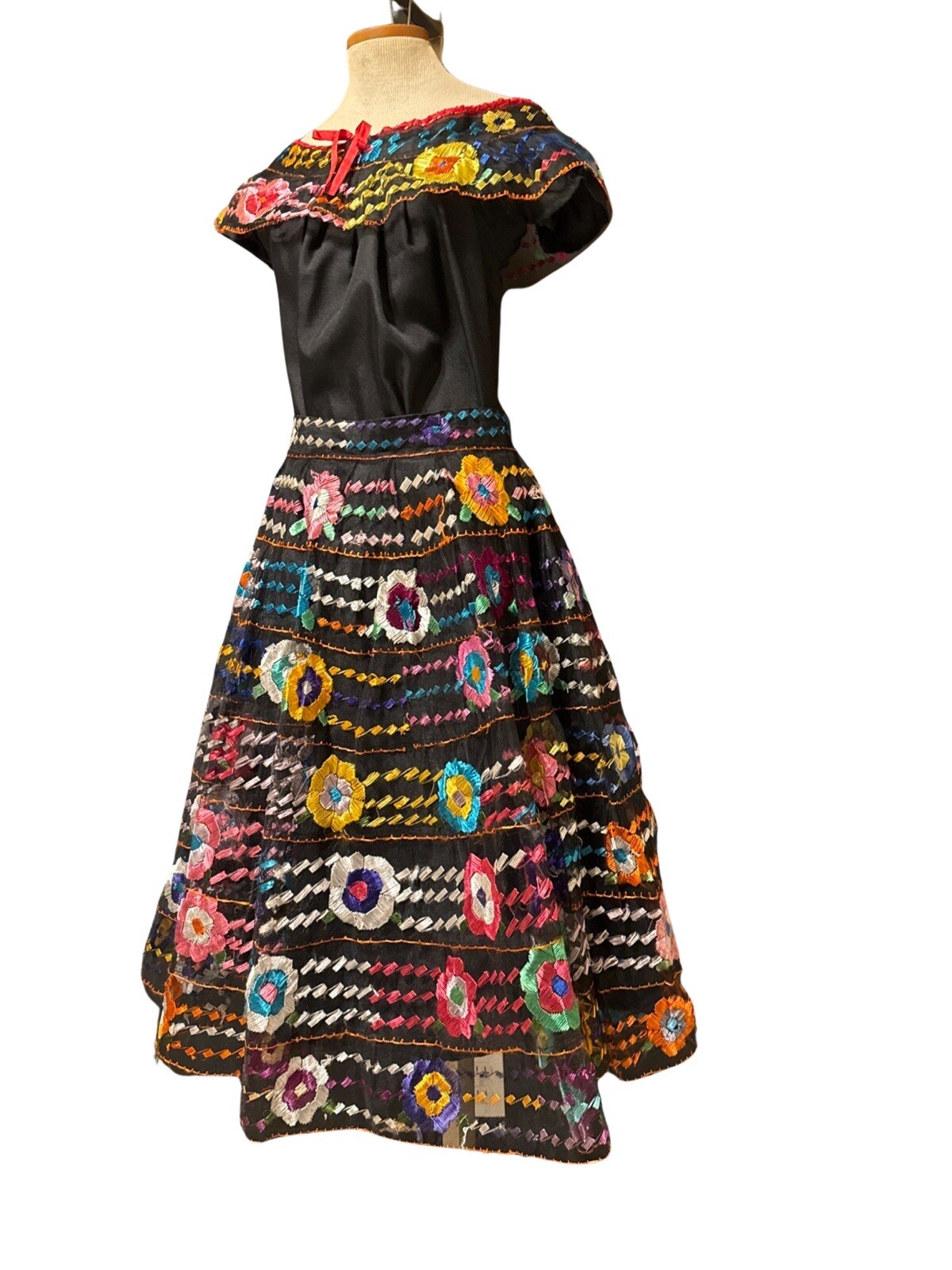 Chiapas Girls Folklorico Traditional Dance Fiesta Set… - Gem