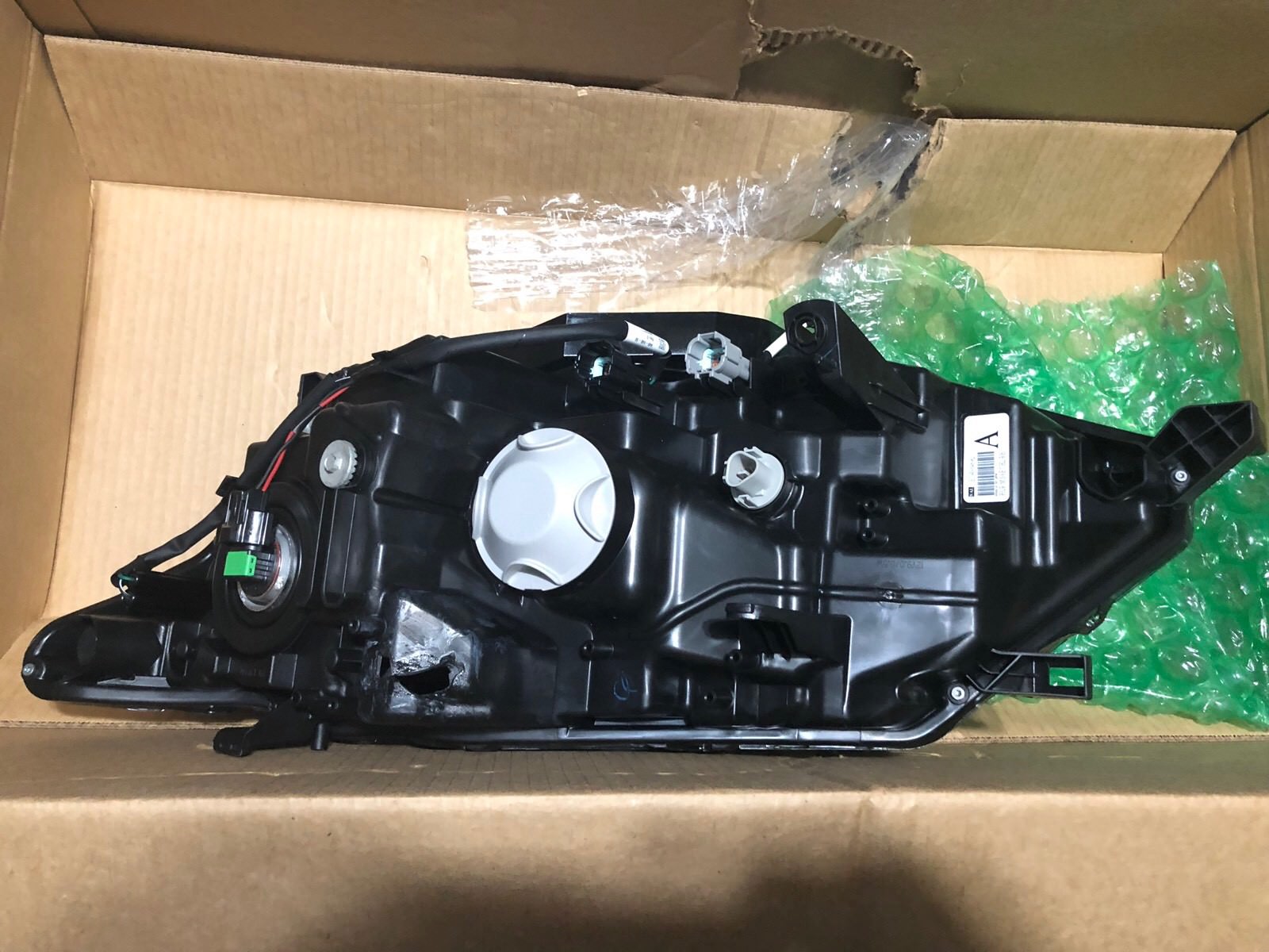 Like New OEM Nissan Rogue RH Headlamp Assembly 26010-6FL0A | eBay