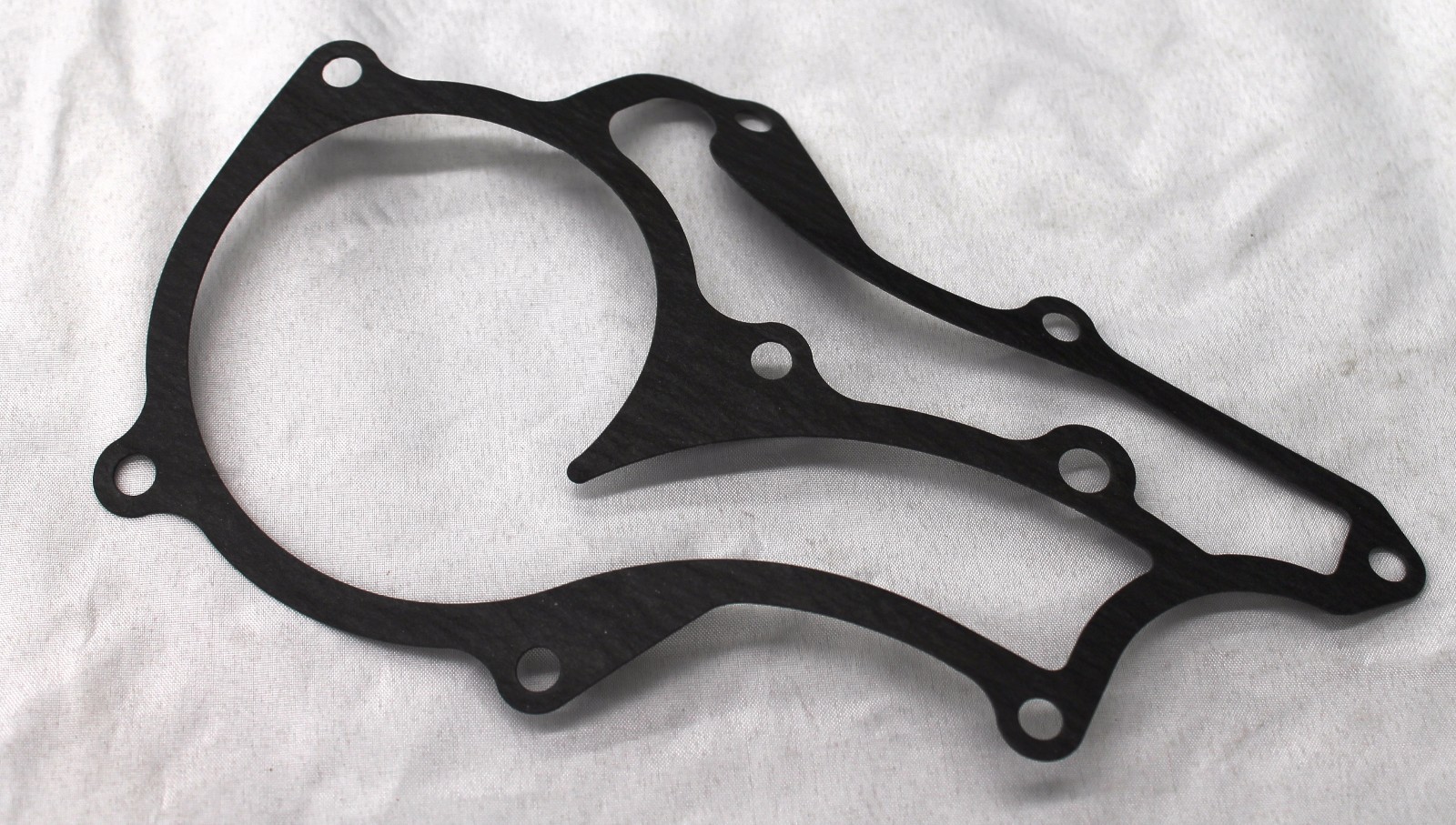 TOYOTA HILUX WATER PUMP 22R RN# 70 SERIES CRUISER RJ70 GENUINE ...