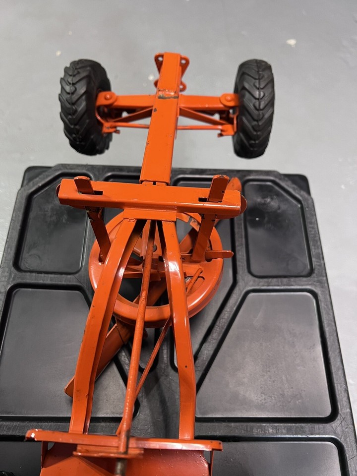 Doepke Model Toys Adams Road Grader 1948 Brilliant Orange 1st Year! 1: ...