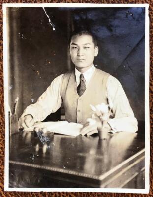 Vintage photo circa 1920s: YOUNG ASIAN STUDENT MAN in tie and vest | eBay