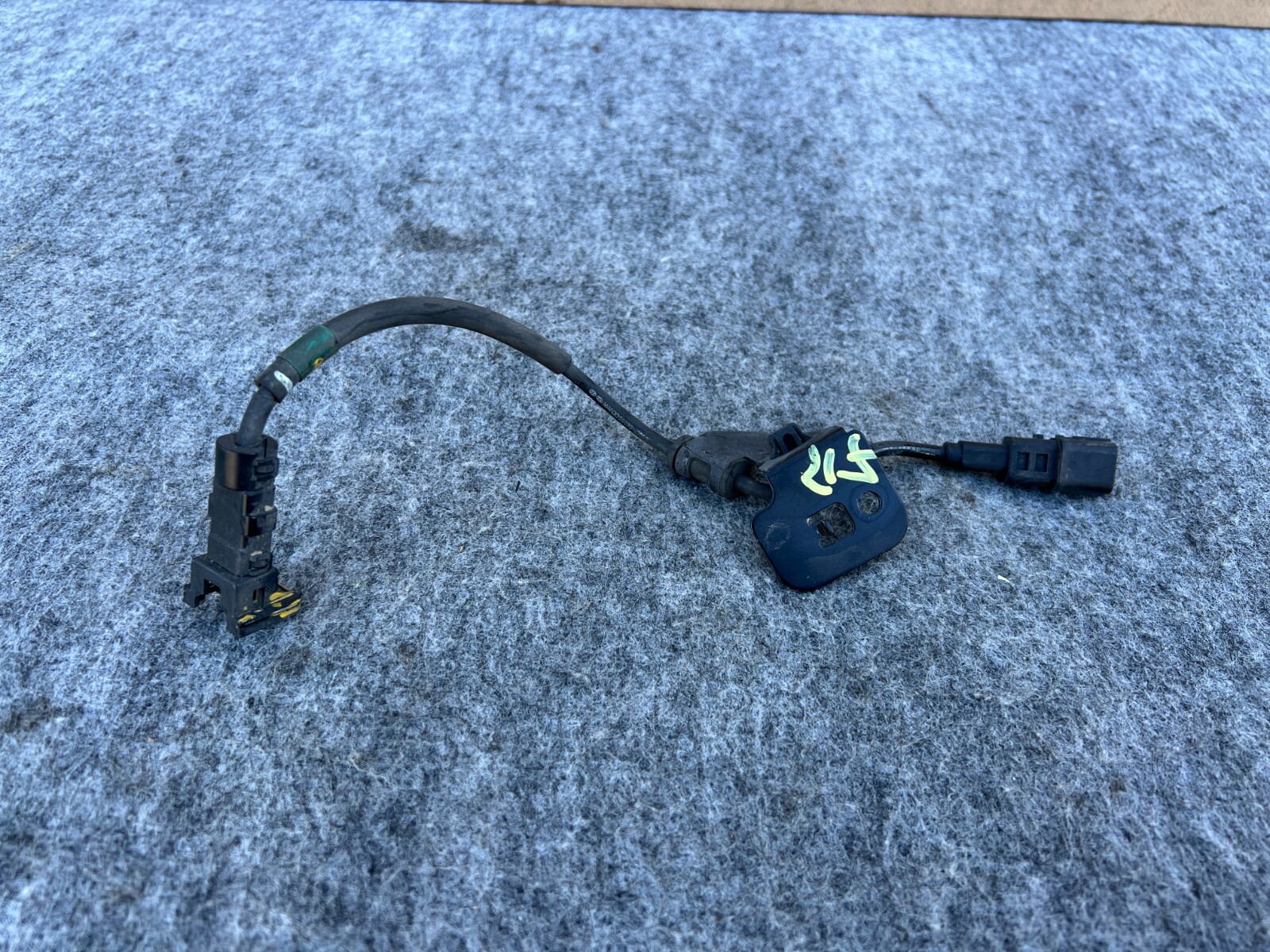 GENESIS G70 2019-2023 OEM FRONT RIGHT PASSENGER ABS SPEED SENSOR ...