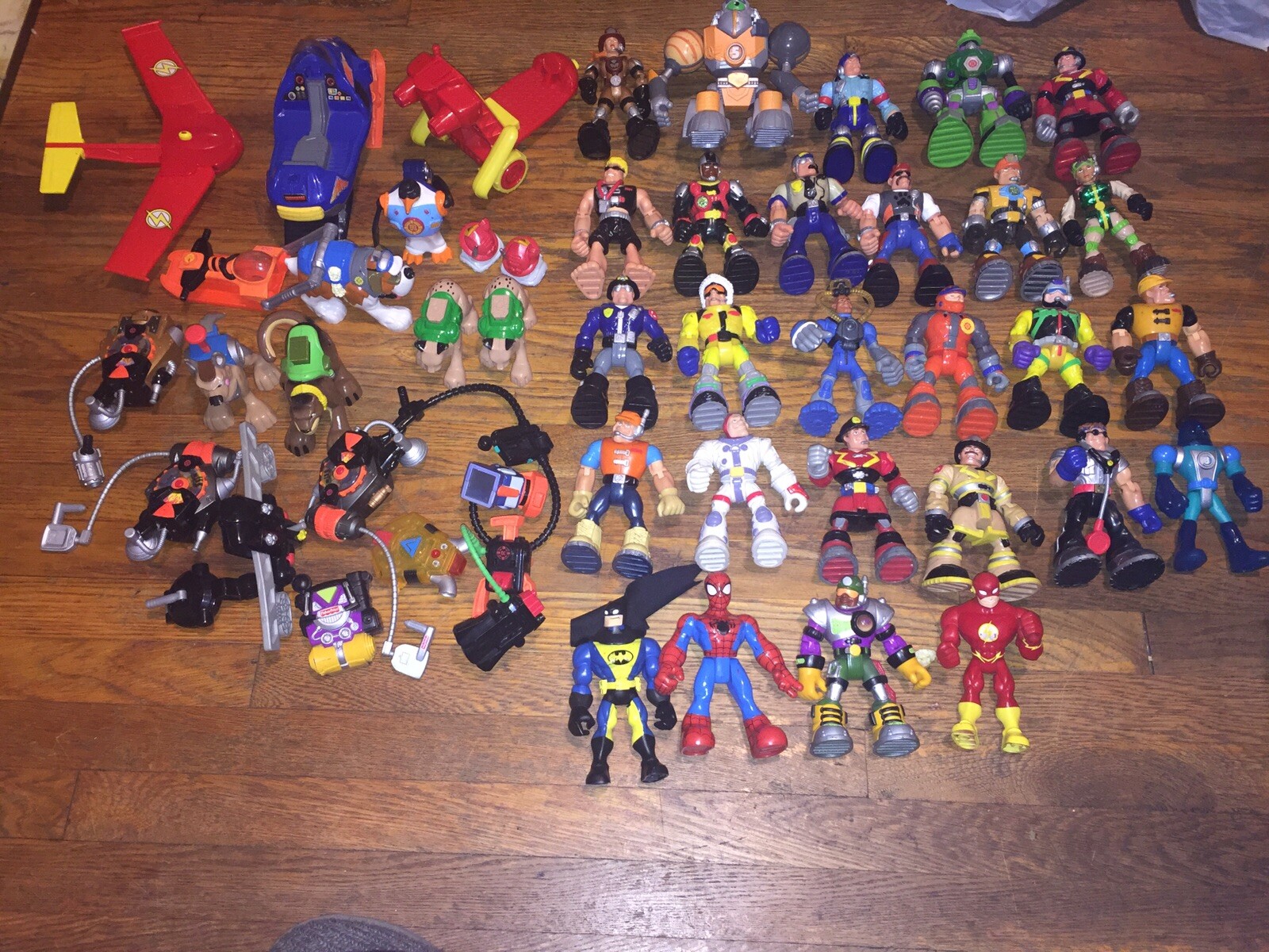 HUGE LOT OF FISHER PRICE RESCUE HEROES VEHICLES FIGURES ACCESSORIES 48 ...