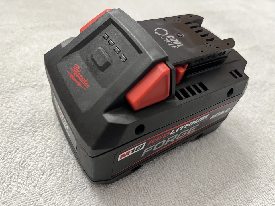 New Milwaukee 48-11-1881 Forge M18 18V 18 Volt XC 8.0Ah Red Lithium Ion ...