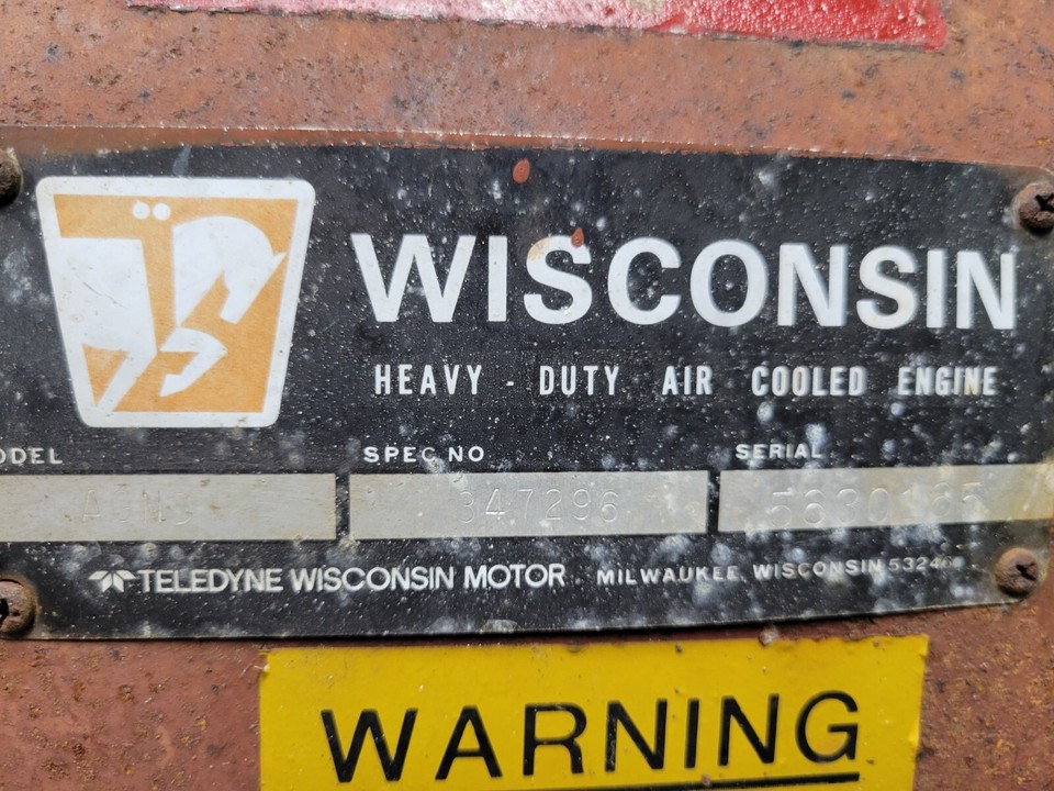 Wisconsin Model AGND Engine Spec # 347296 With Fuel tank Needs Magneto ...