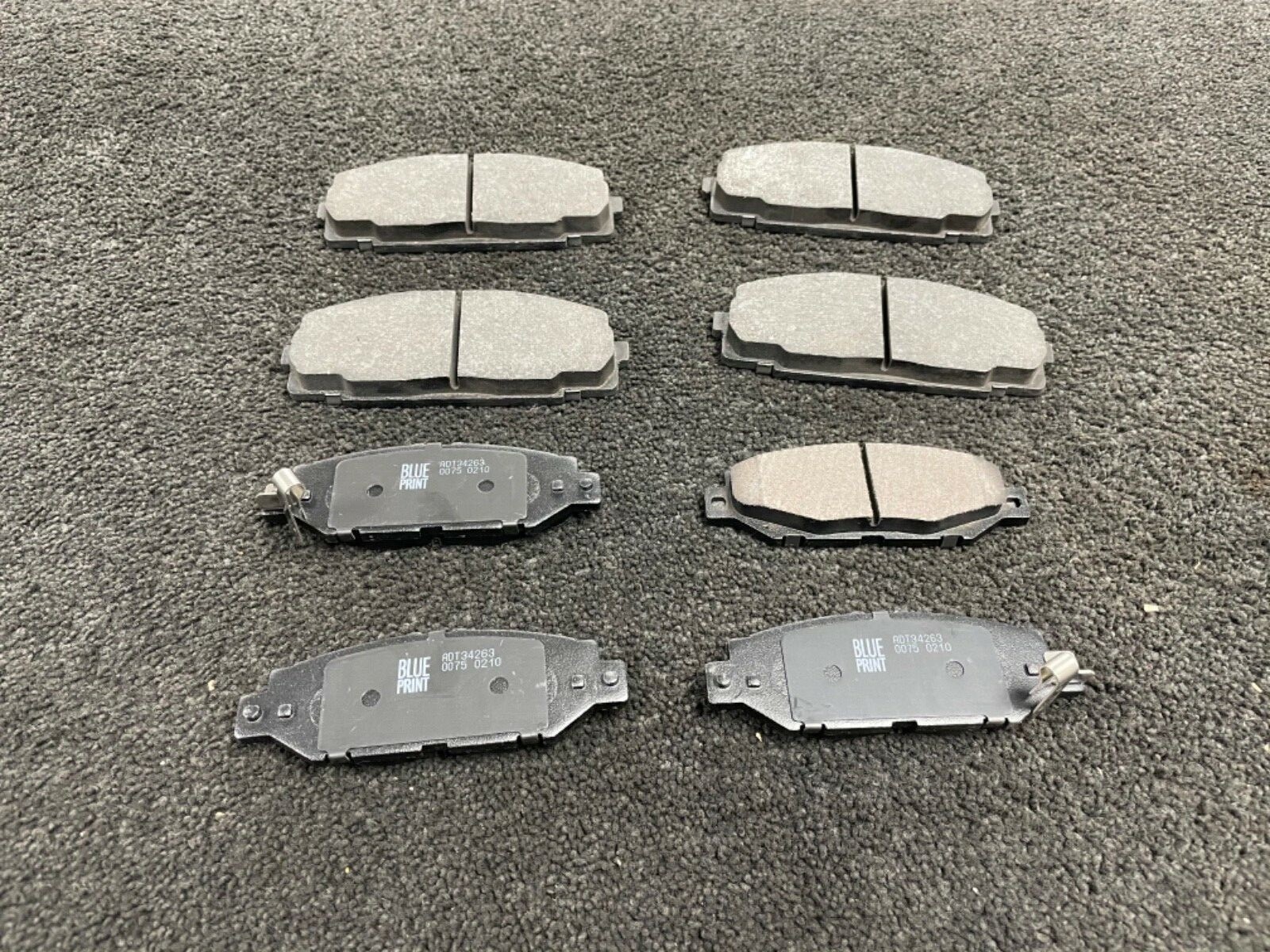 FOR TOYOTA REGIUS GRANVIA HIACE CUSTOM IMPORT BRAKE PADS FRONT REAR ...