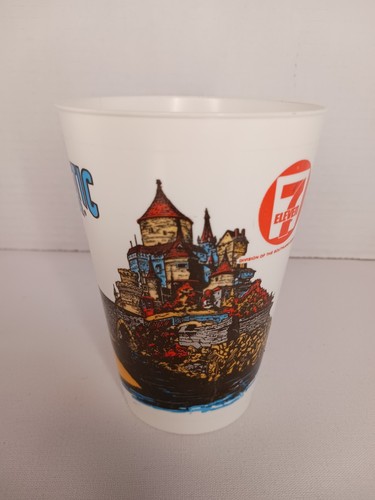 MARVEL COMICS 1977 FANTASTIC FOUR 7-11 SUPER HEROES PLASTIC CUP Dr Doom ...