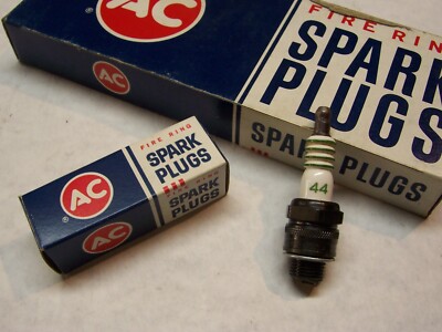 AC 44 Spark Plug Set - NOS - 1953 thru 68 Buick, Chev, Olds, Pont; 4 ...