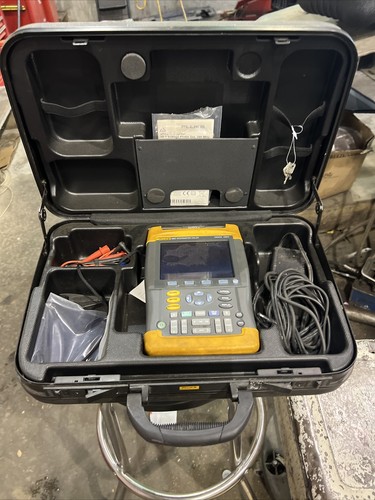Fluke 196C Scopemeter Color w/case | eBay