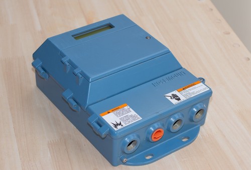 Rosemount 8712HR12N0M4 Magnetic High Flowmeter remote for 8707 tube 1-y ...